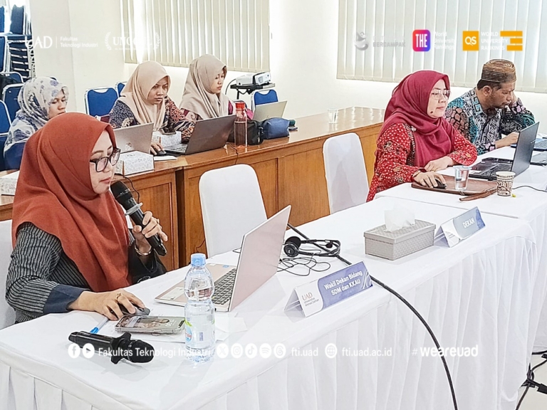 Workshop Advisory Board Kurikulum Obe Fti Uad Sukses Digelar Fti Uad